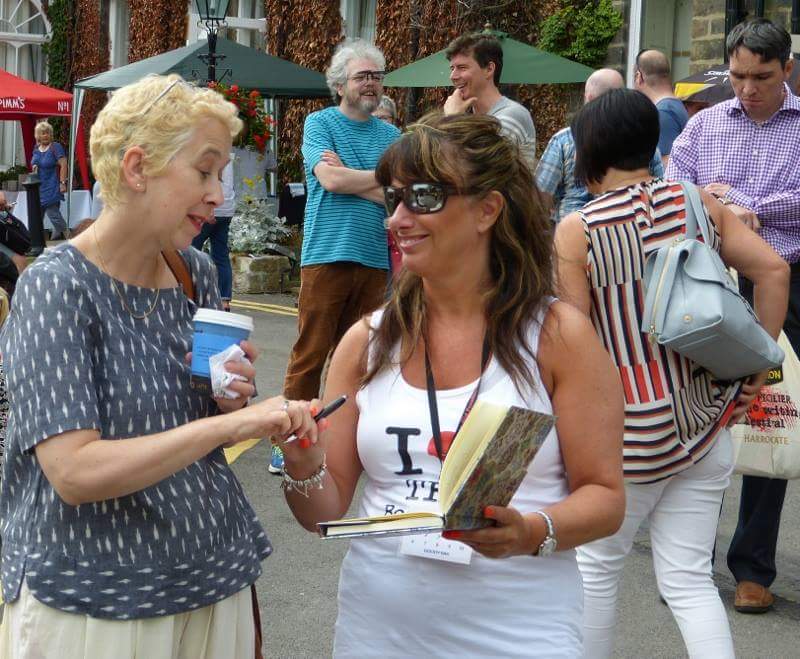 Author Gallery – Compulsive Readers